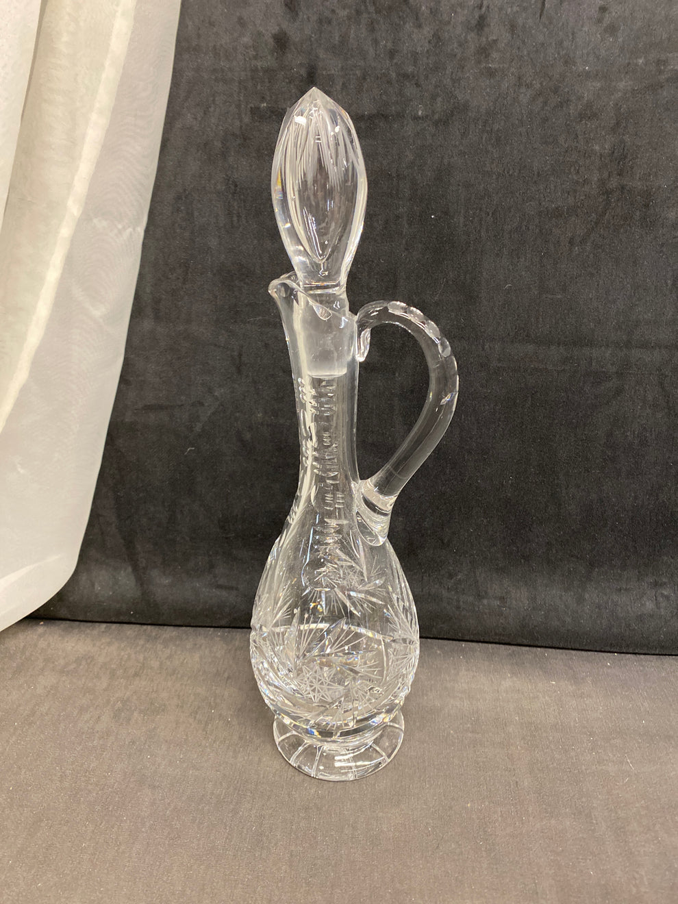 Pinwheel Crystal Wine Decanter – The Millionaire's Daughter
