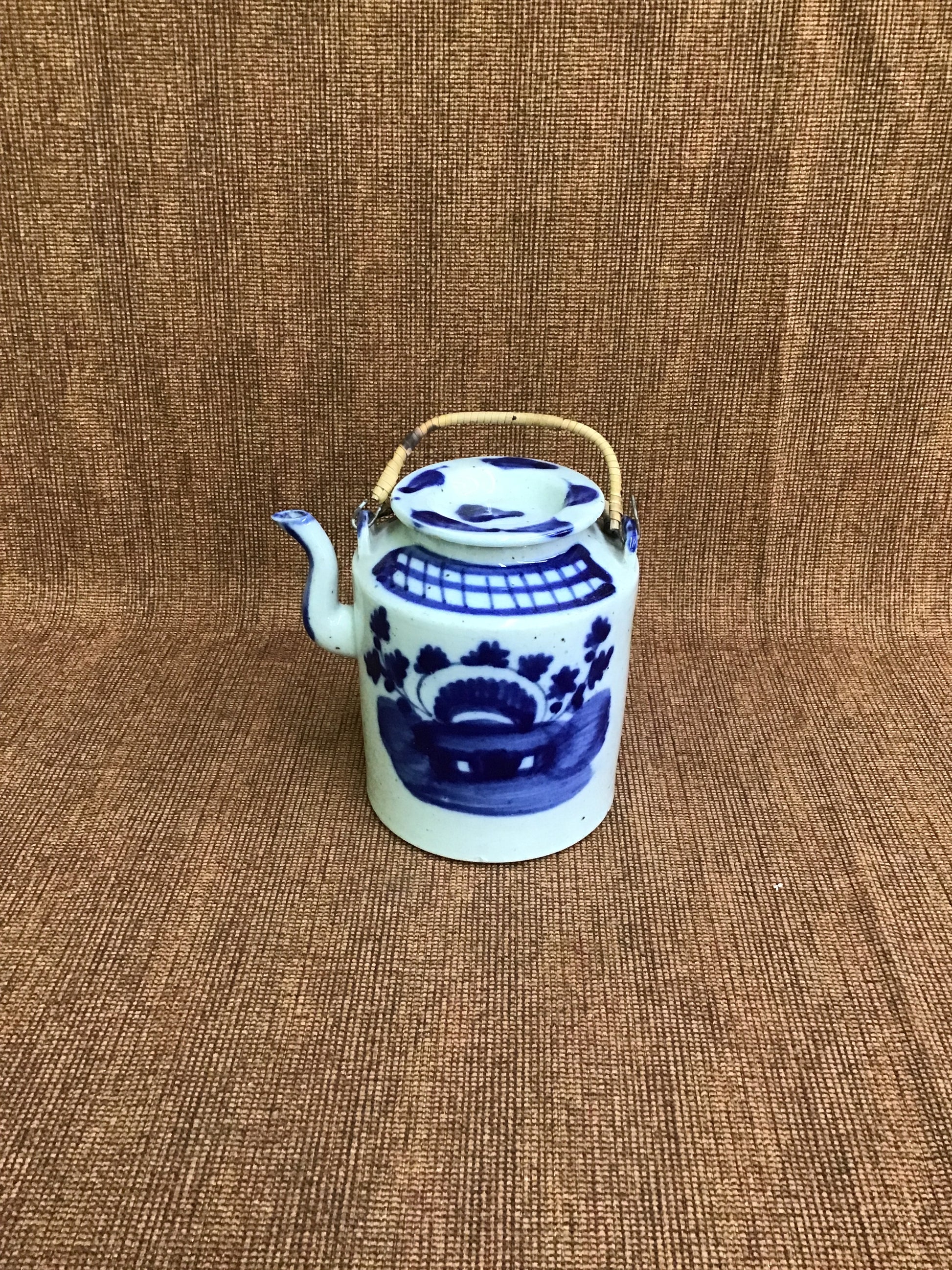 Oriental Inspired Teapot 'Canton' – The Millionaire's Daughter